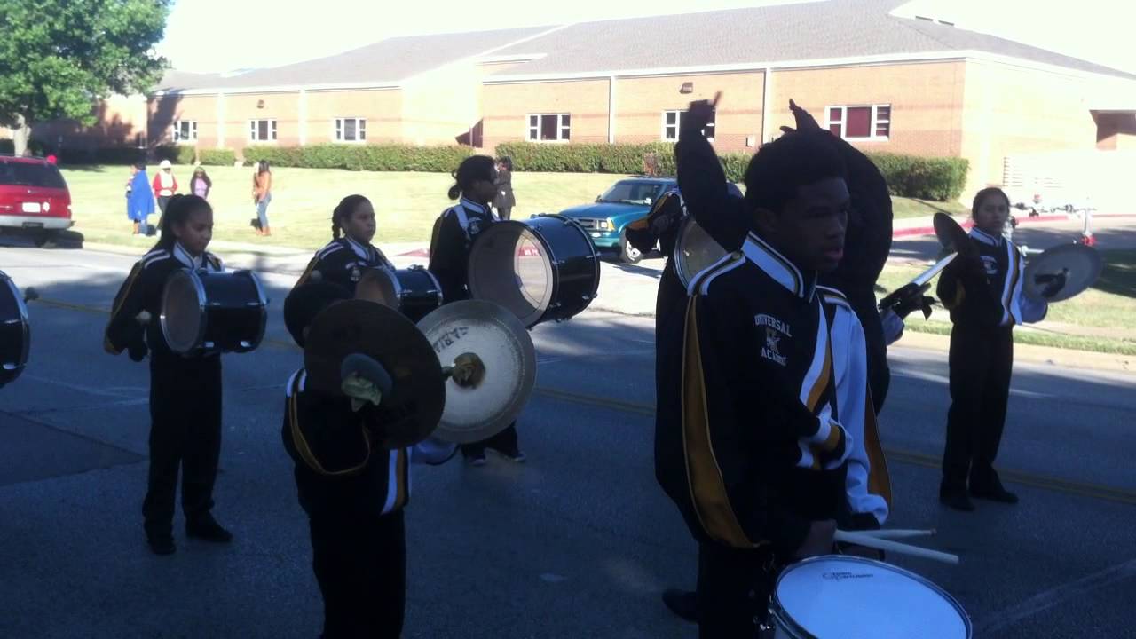 Universal academy - YouTube