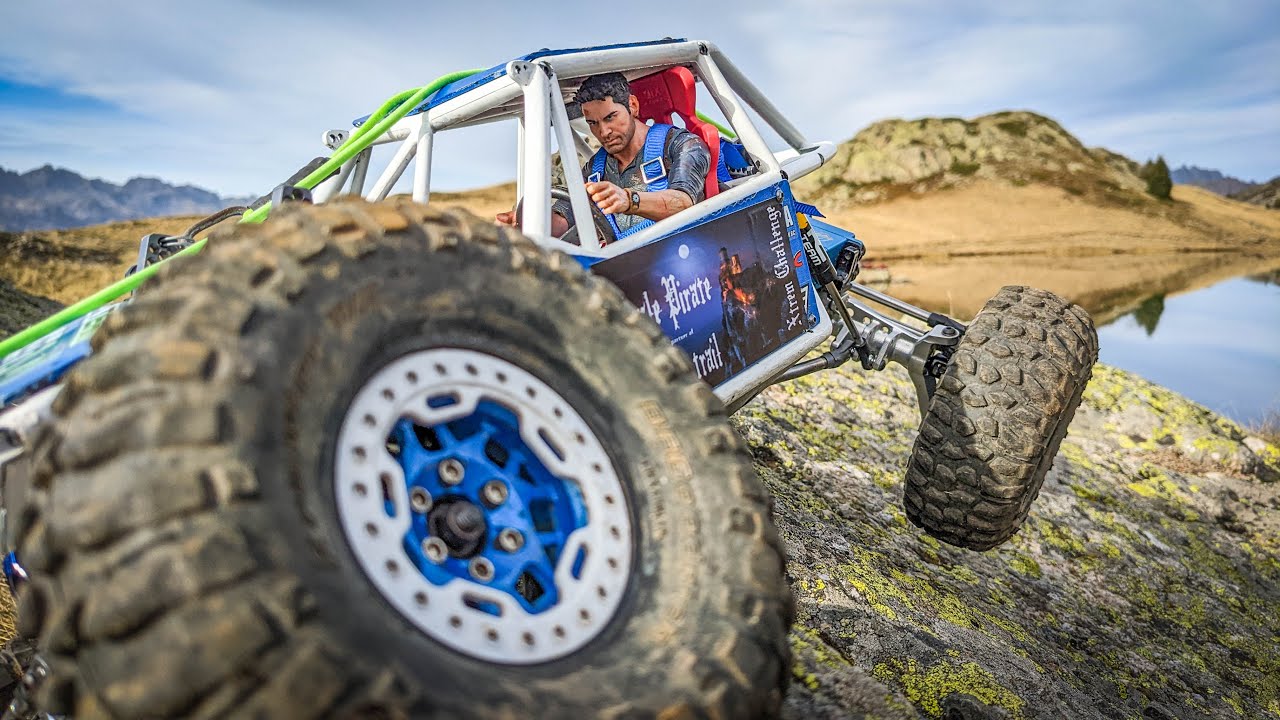 Axial Capra, crawling, 3 gear trans, holmes 27T, 120 mm shocks, Lacs de l'Alpe d'Huez - YouTube