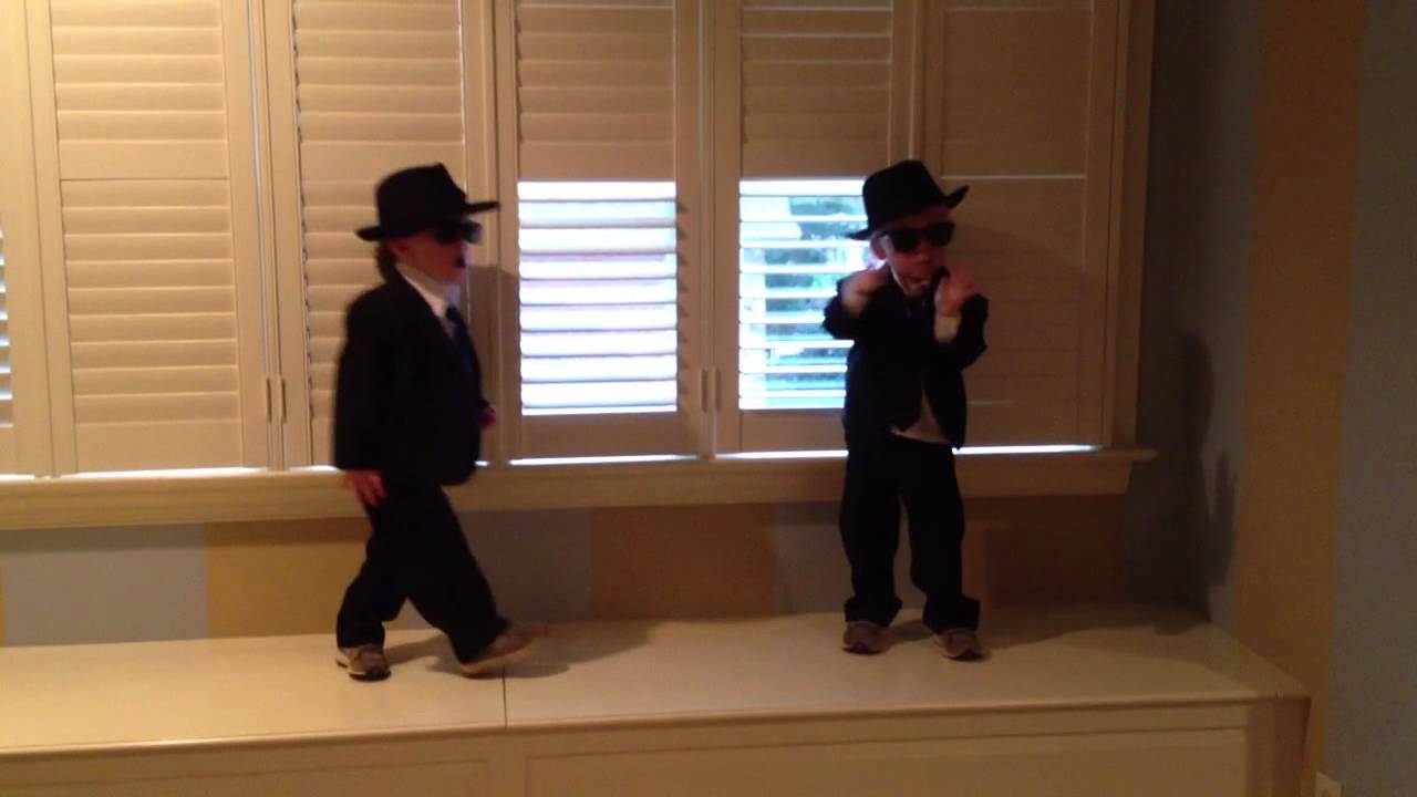 Two year Old Twin Boys Dancing To Soul Man As The Blues Brothers - YouTube