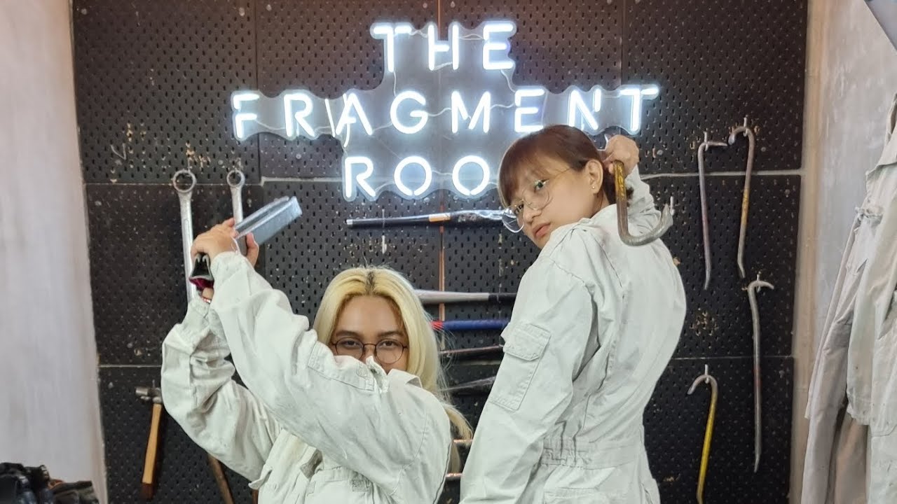 Things you SHOULD DO in Singapore Day 3 | The FRAGMENT Room | Rage Room ...