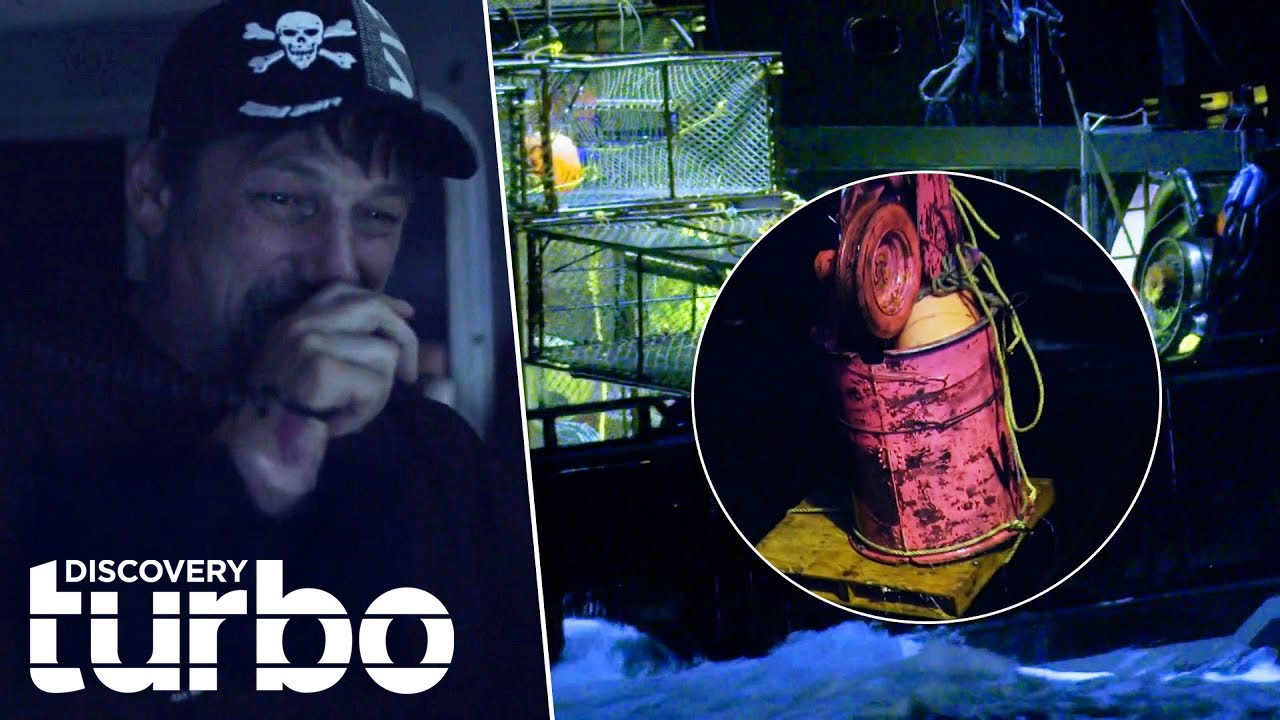 The Time Bandits Deliver A Coiler To The Wizard Ship Out At Sea ...