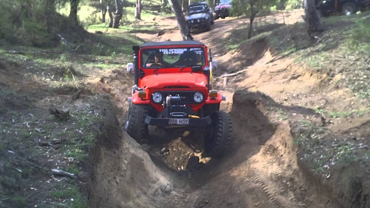 SEQ 40 Series Meet - Janowen Hills 4wd - 14 Dec - Gully track - YouTube