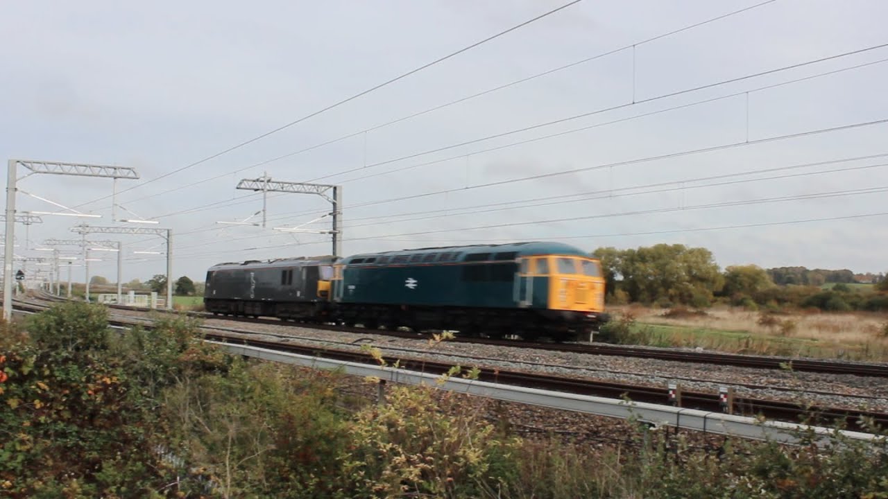 Midland Main Line Class 56 & 92, 56081 and 92018 at Harrowden Junction ...