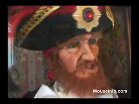 Fortune Red machine, New Orleans Square - Disneyland - YouTube