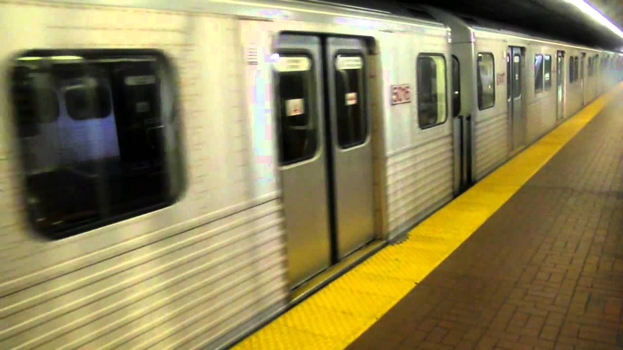 TTC - T1 Bombardier 5016-5017,5117-5116, 5114-5115 Departing on ...
