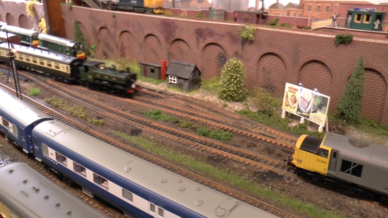 Dave`s Model Railway Improved Pannier Loco - YouTube