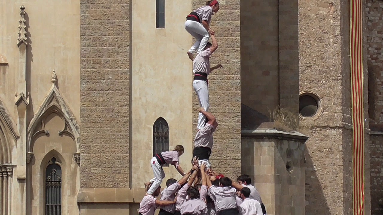 Minyons de Terrassa - "P7f" (Festa Major 2017) - YouTube