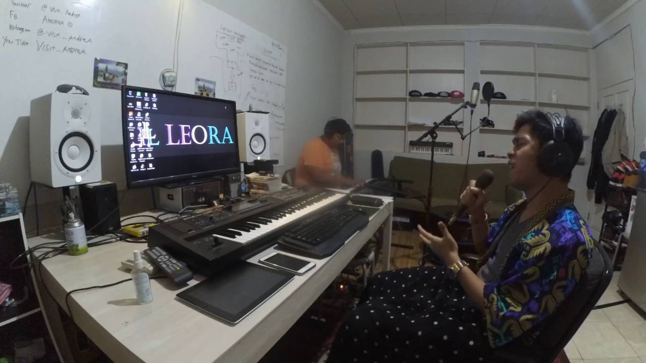 Demi lovato - stone cold ( cover live ) - YouTube