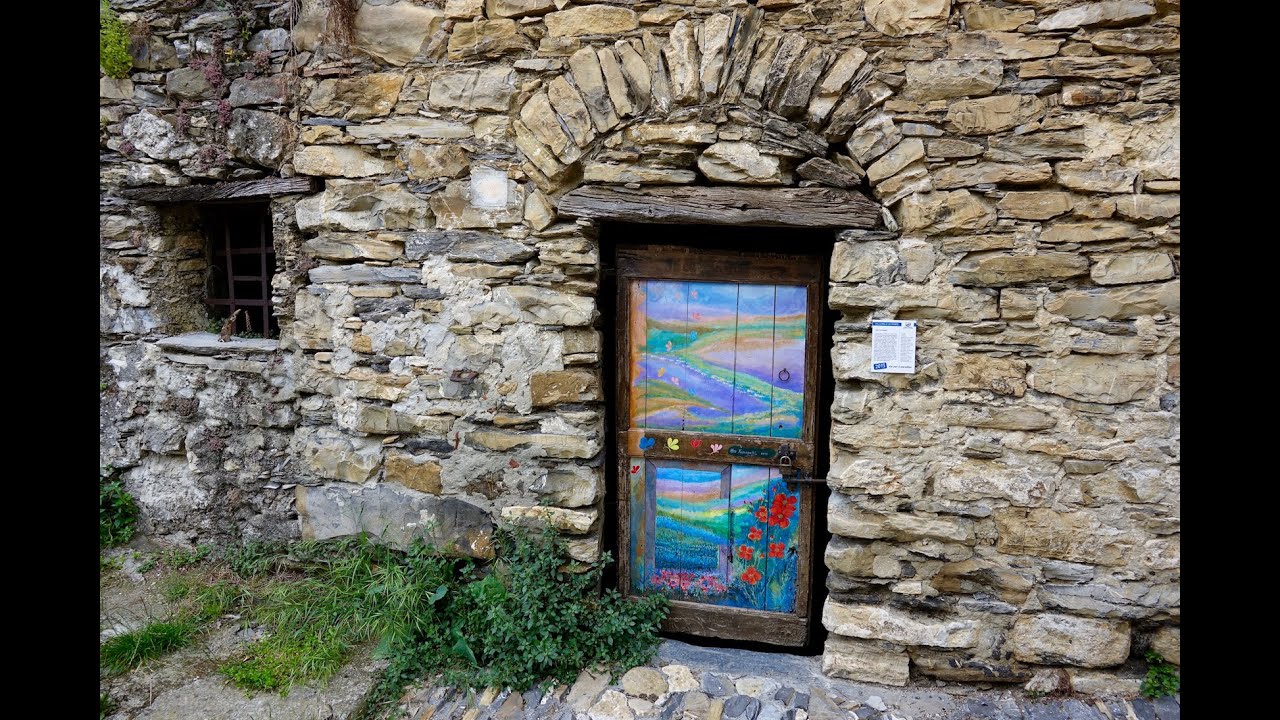 VALLORIA, Italy (2016 ShowView) - YouTube