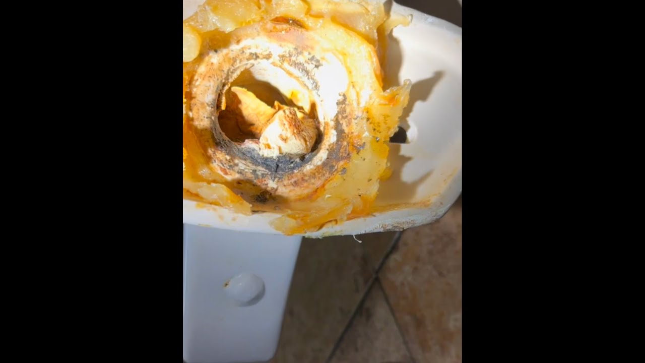 Quick Clogged Urinal - YouTube