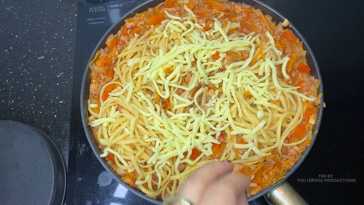 This is such a delicious spaghetti recipe that you will love it ...