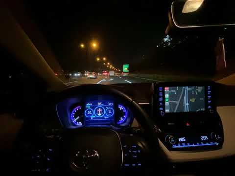 TOYOTA COROLLA HYBRİD YARI OTONOM SÜRÜŞ GECE