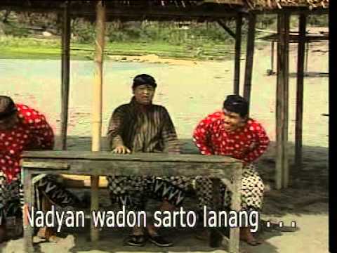 Uyon-uyon Gayeng Caping Gunung
