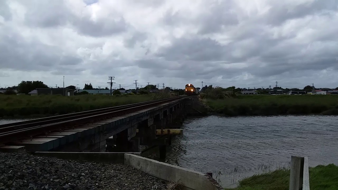 Coal Train Video 20 - YouTube