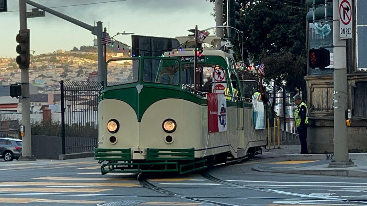 [International Streetcar] SF Muni Blackpool Boat Tram 233 WB J-Church ...