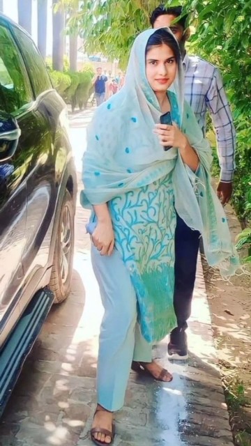 Iqra Imran Beautiful ️ Gajal || #shorts - YouTube