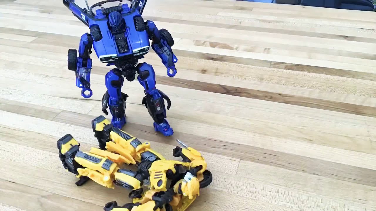 Bumblebee VS Dropkick || Stop motion - YouTube