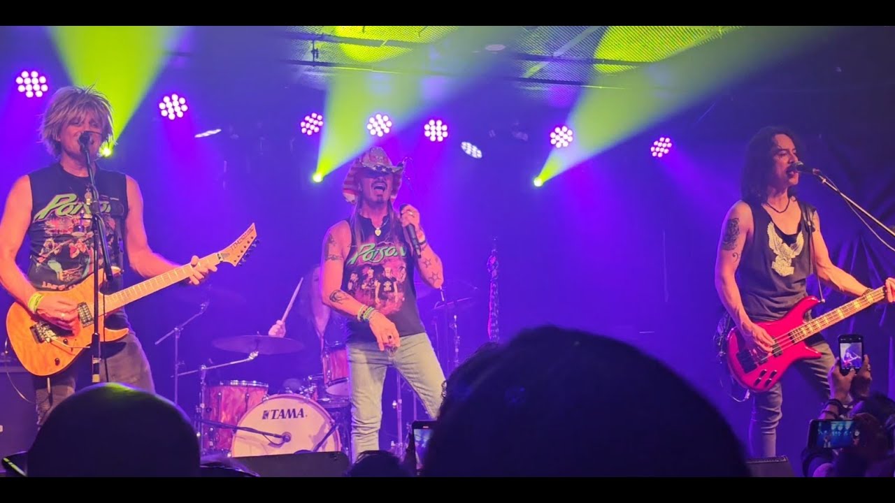 Nothing But A Good Time - Live - YouTube