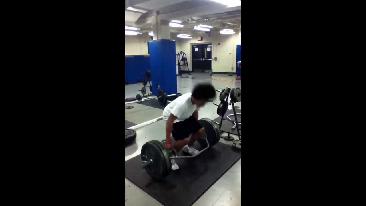 15 year old kid that weighs 125 dead lift 315 pounds - YouTube