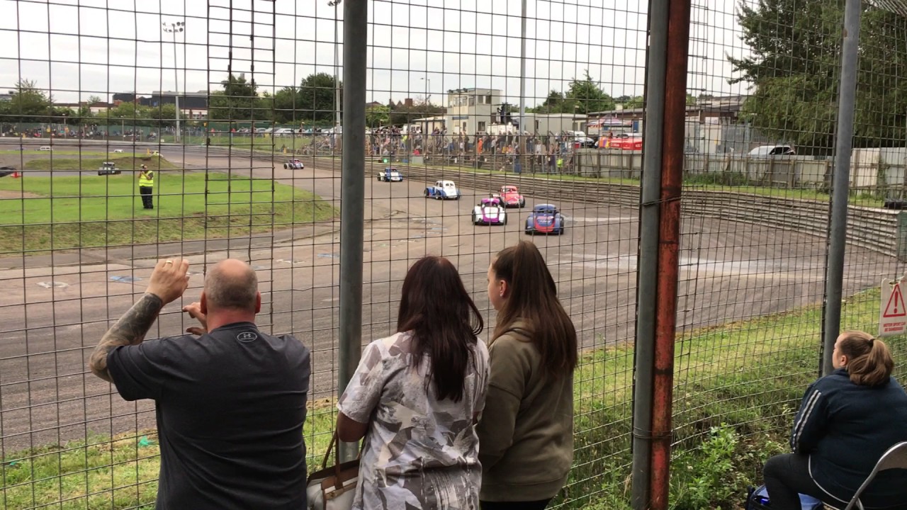 Birmingham Wheels BWS Round 5 Oval Track Legends Heat Two - YouTube