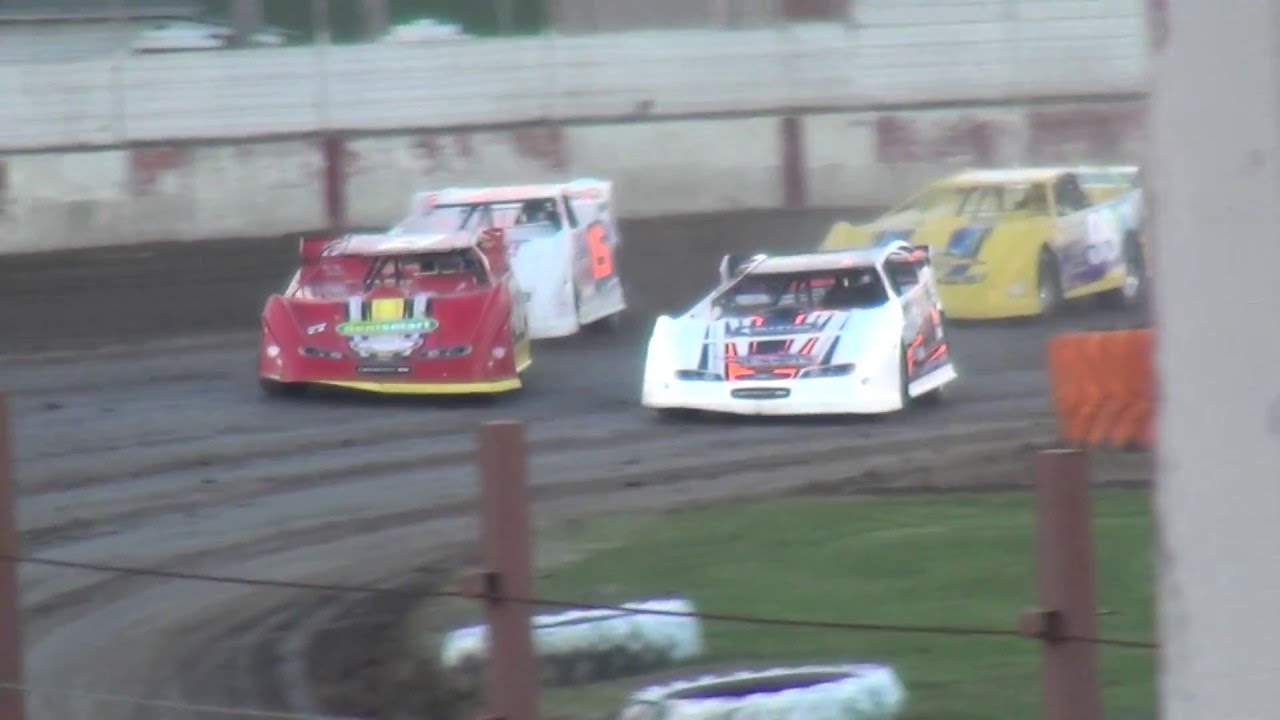 Deery Brothers Late Model heat 1 West Liberty Raceway 4/9/16 - YouTube