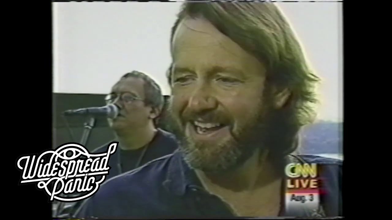 Live on the CNN Rooftop (1998) - YouTube