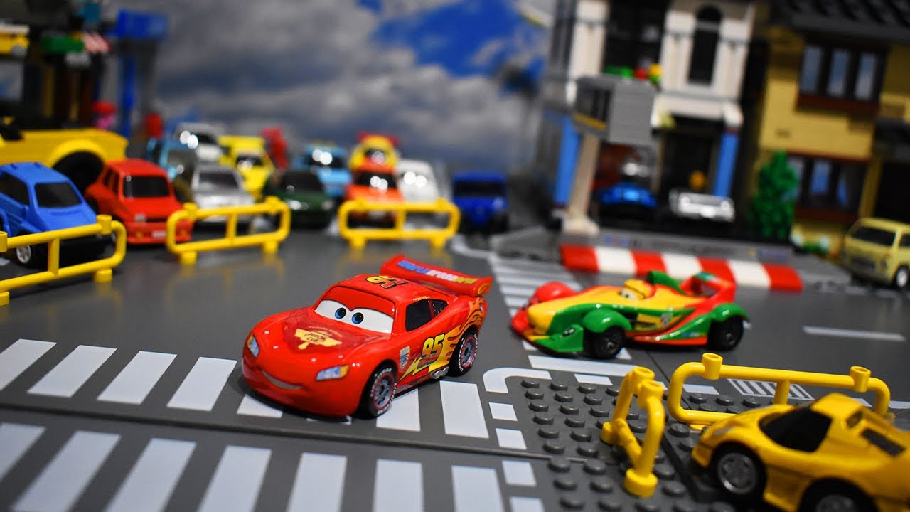 Pixar Cars World Grand Prix Dual Racing : Lightning McQueen VS Rip ...