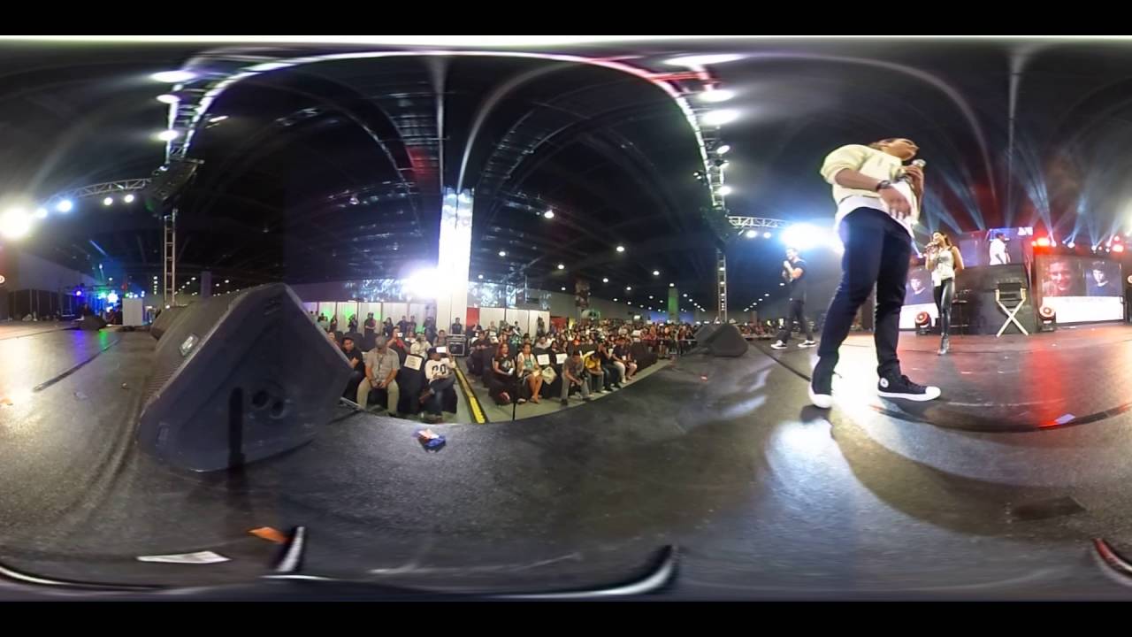 Twilight's Wolfpack Boys Take ToyCon Stage - YouTube