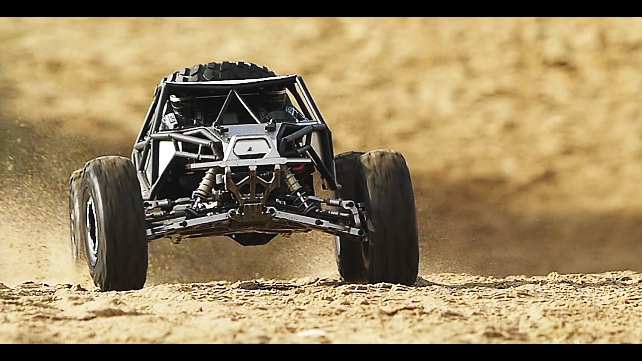 AXIAL YETI CUSTOM SOFT SAND SLOW MOTION - YouTube
