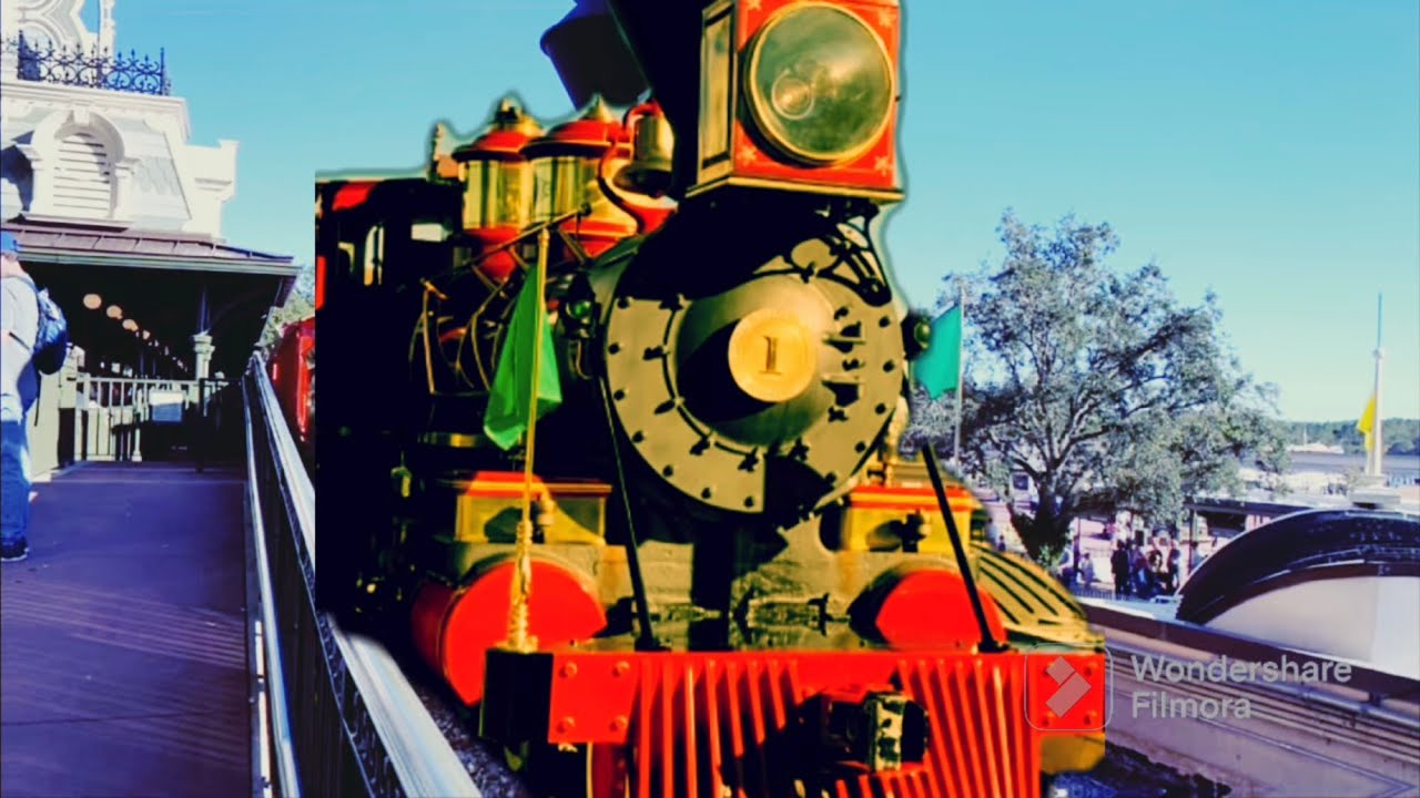 DISNEY WORLD STEAM TRAIN IS BACK!! #shorts - YouTube