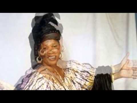 Tata Bambo Kouyaté Foula Mousso - YouTube