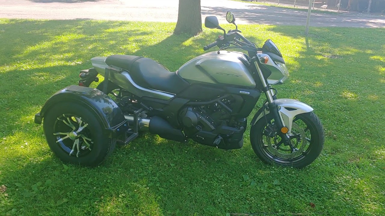 BIC Trikes 2015 Honda CTX700 - YouTube