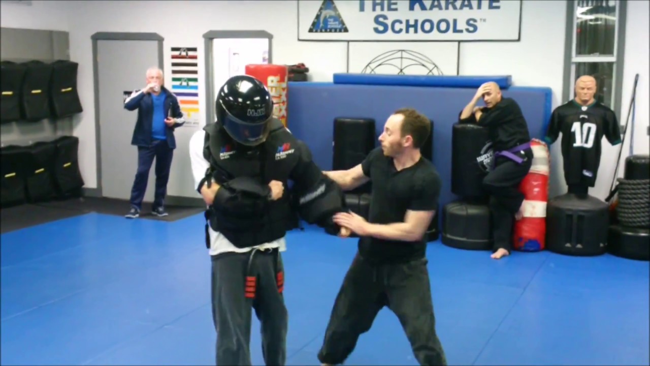 JKD Trapping Pressure Testing, Pac Sao, Lop Sao, Pak Sao, Ping Choi ...
