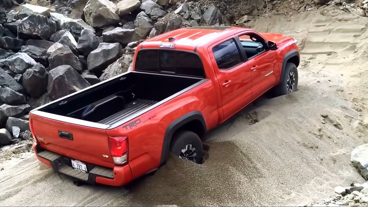 2016 Toyota Tacoma Brand New Rock Crawl Demonstration MUST SEE! - YouTube