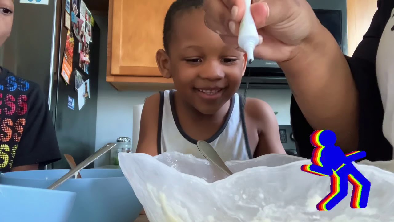 Cupcakes with Kenn & Gabe 😎 - YouTube