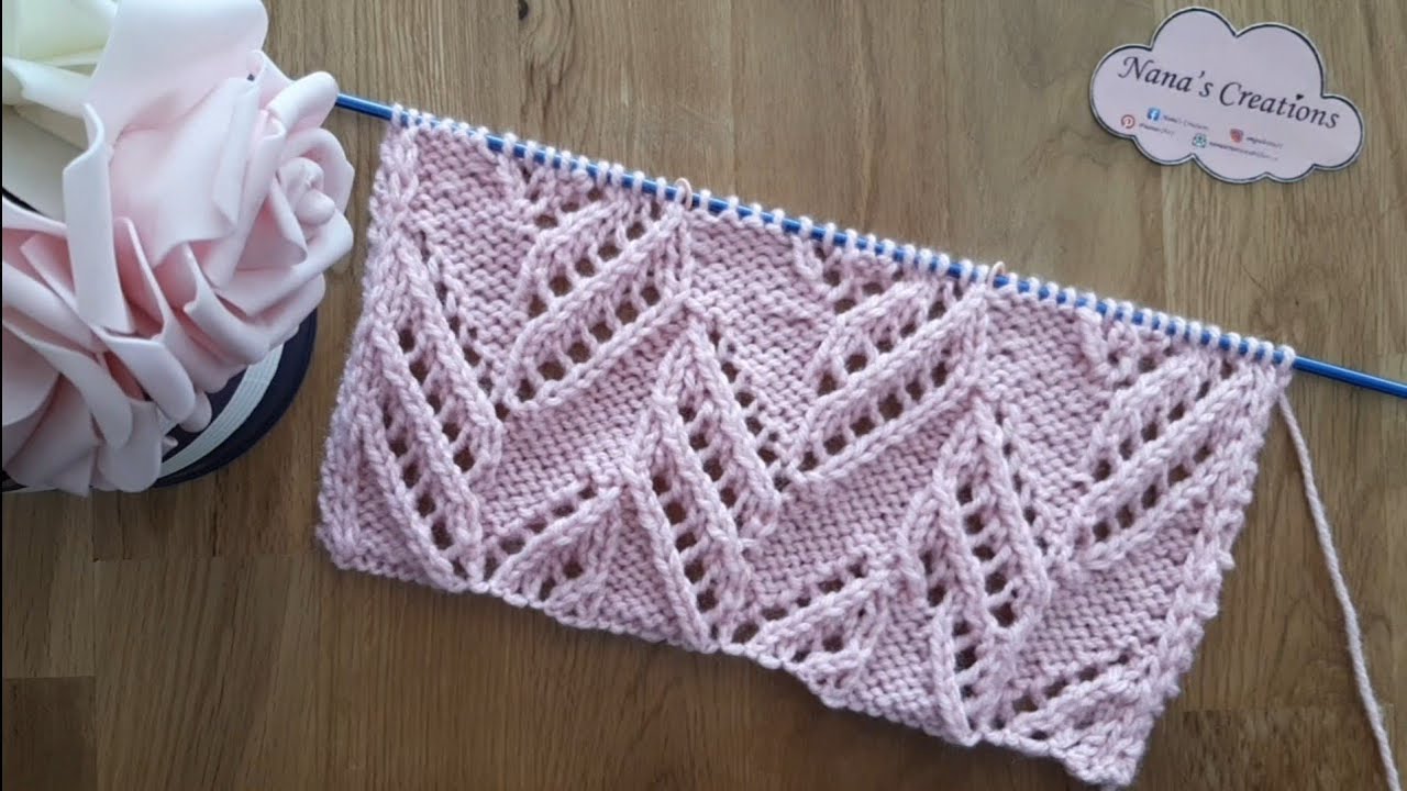 Motivo traforato ai ferri n°676/ Knitted openwork pattern / Patron ...