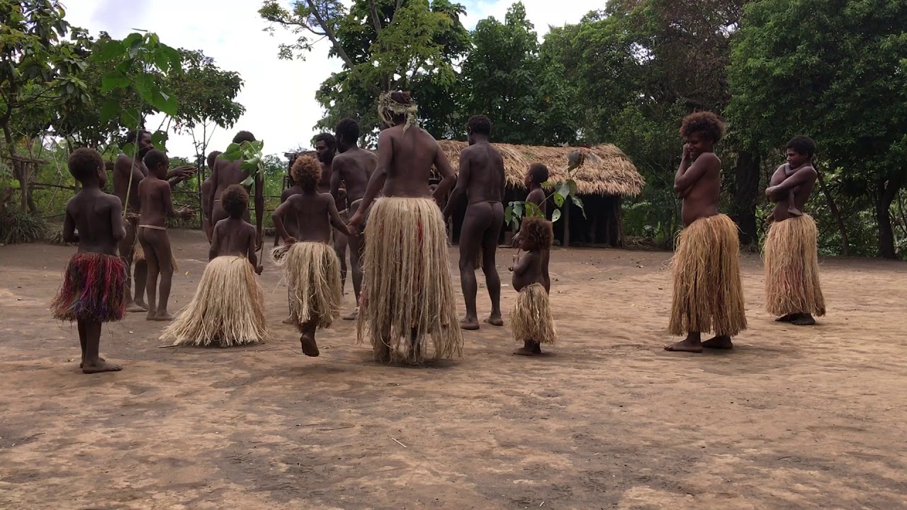 Tanna Traditional Dance (Part 2) - YouTube