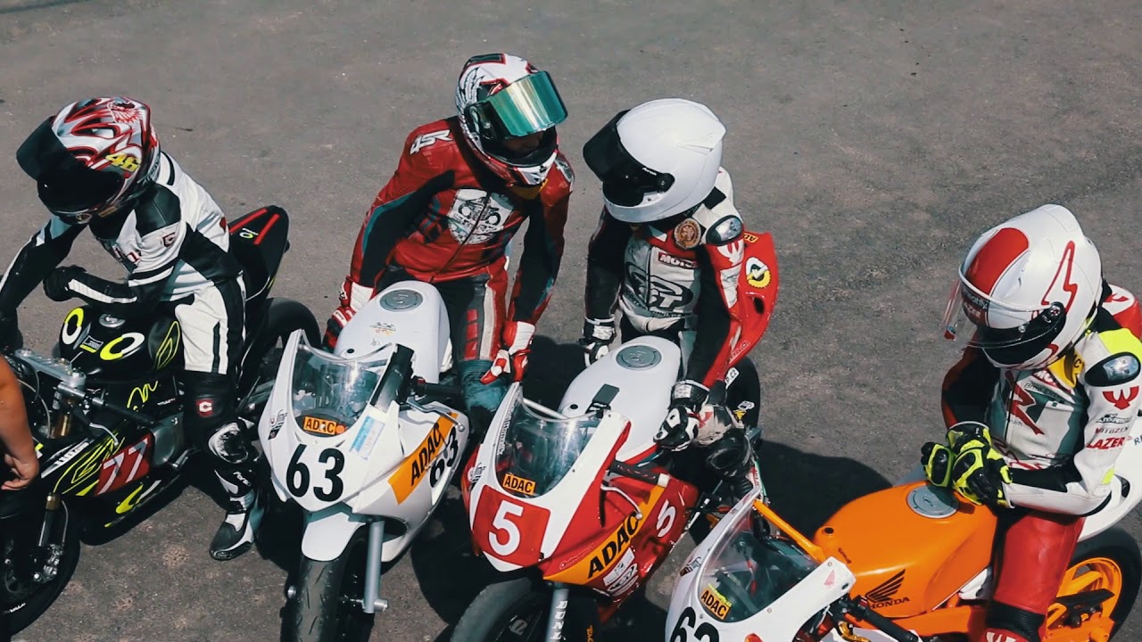 Moto Junior díl 2. Na čem závodí - Dlhá - YouTube