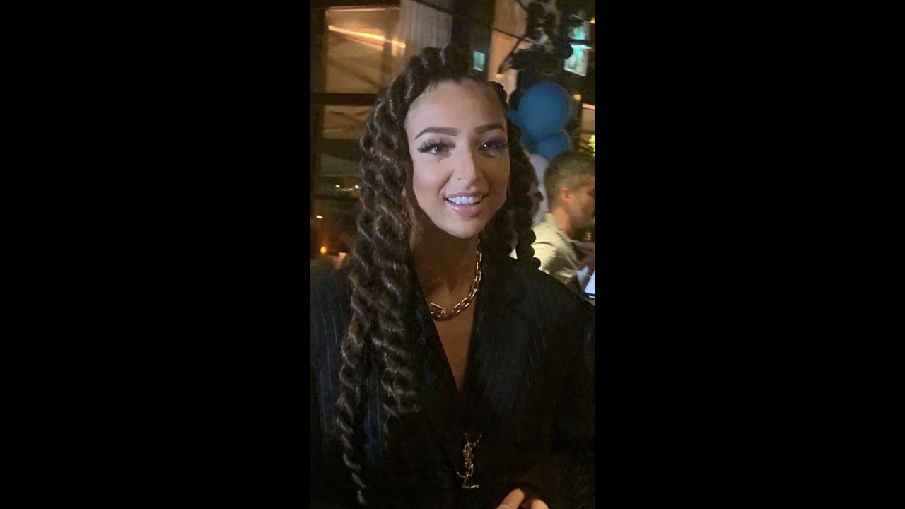 EVA QUEEN - SOIRÉE DE LANCEMENT DE SON ALBUM FEED - YouTube