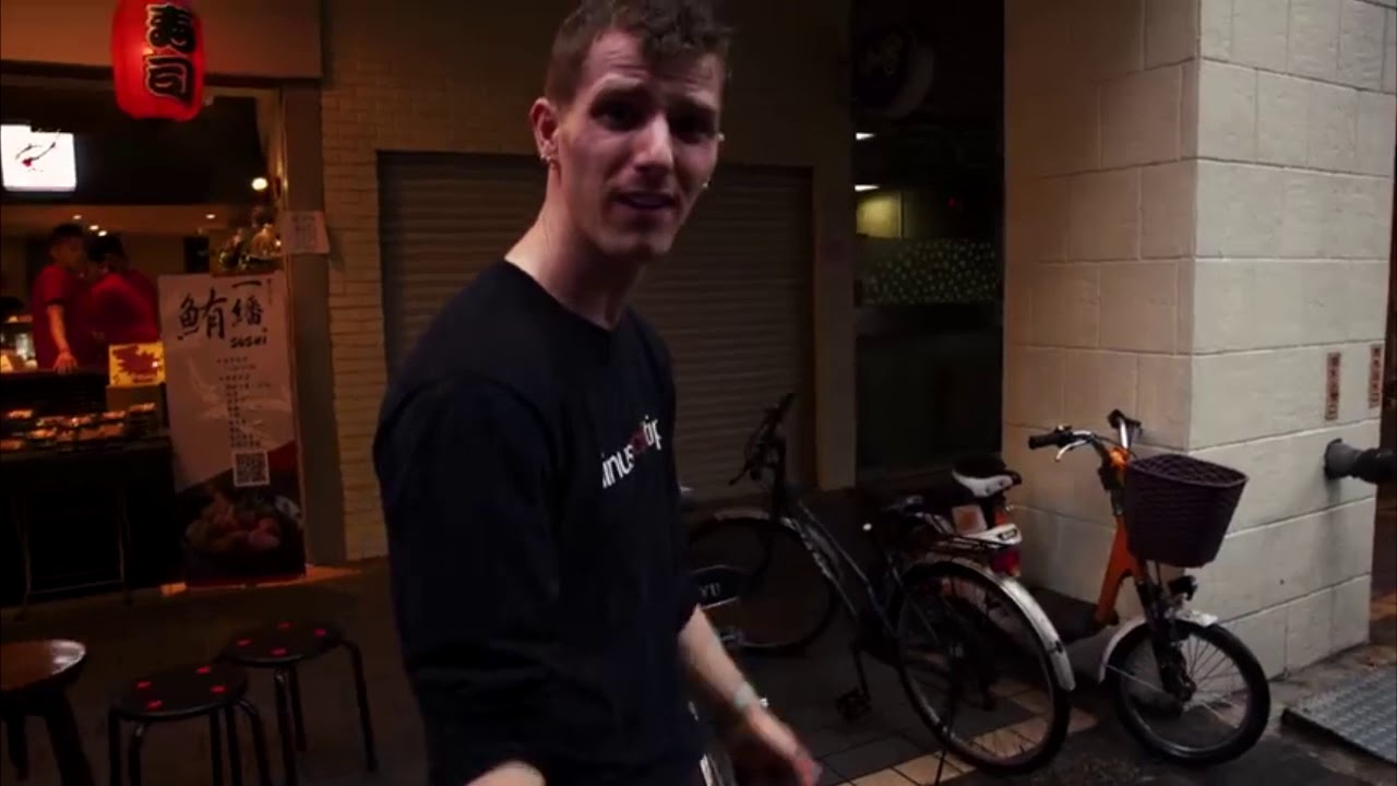 not wide linus walking (epic) - YouTube