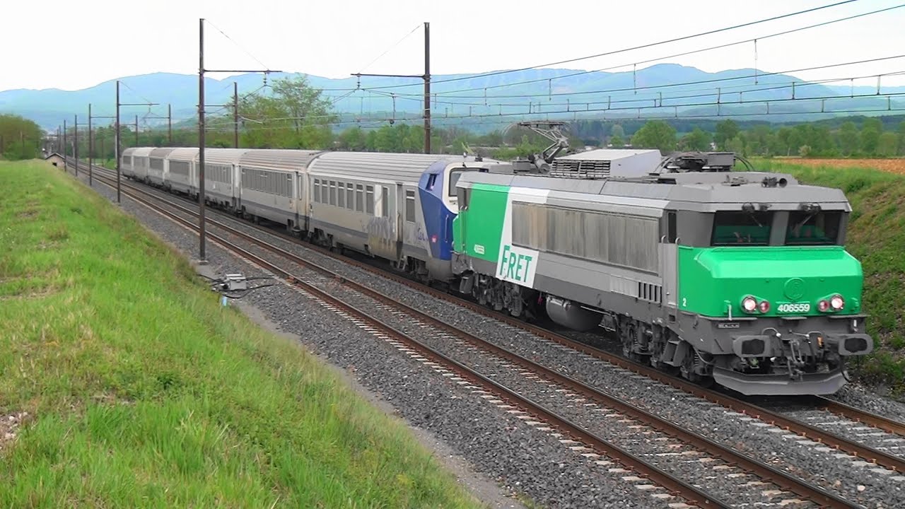 Premier train spécial de la CC6559 Fret - YouTube