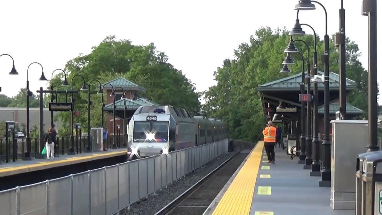 First NJT Trains to stop at the New Lyndhurst Station (6/8/2025) - YouTube