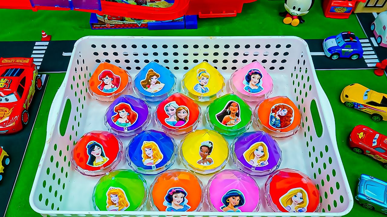 Disney Pixar: Looking For Disney Princesses With Diamond Shape ...