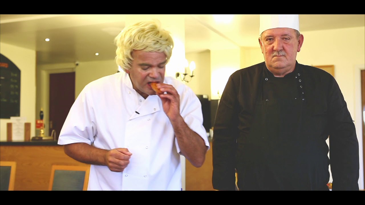 It's a Right Bobby Dazzler Frodsham Golf Club Ad - YouTube