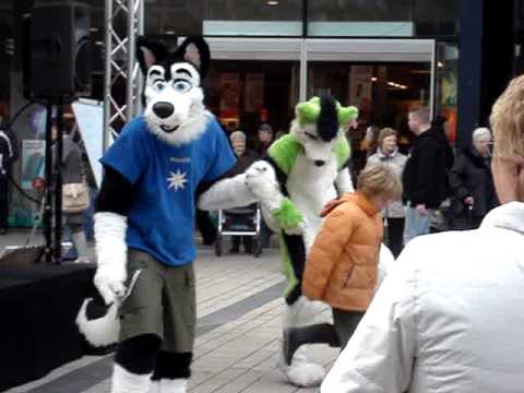 Dance at the fur walk in Emmen - YouTube