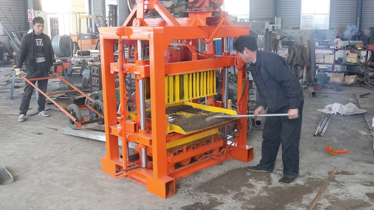 QTJ4 40 BRICK MAKING MACHINE TESTING - YouTube