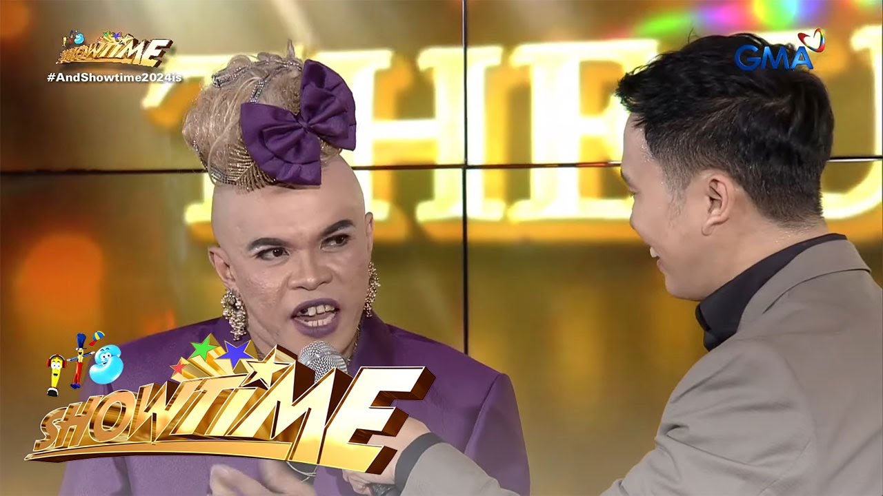 THE KALOKALIKE STARS ARRIVE AT THE GRAND FINALS! (Kalokalike) | It's ...