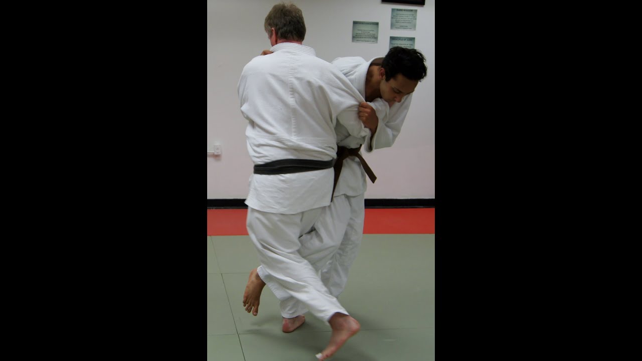 Osoto gaeshi - YouTube
