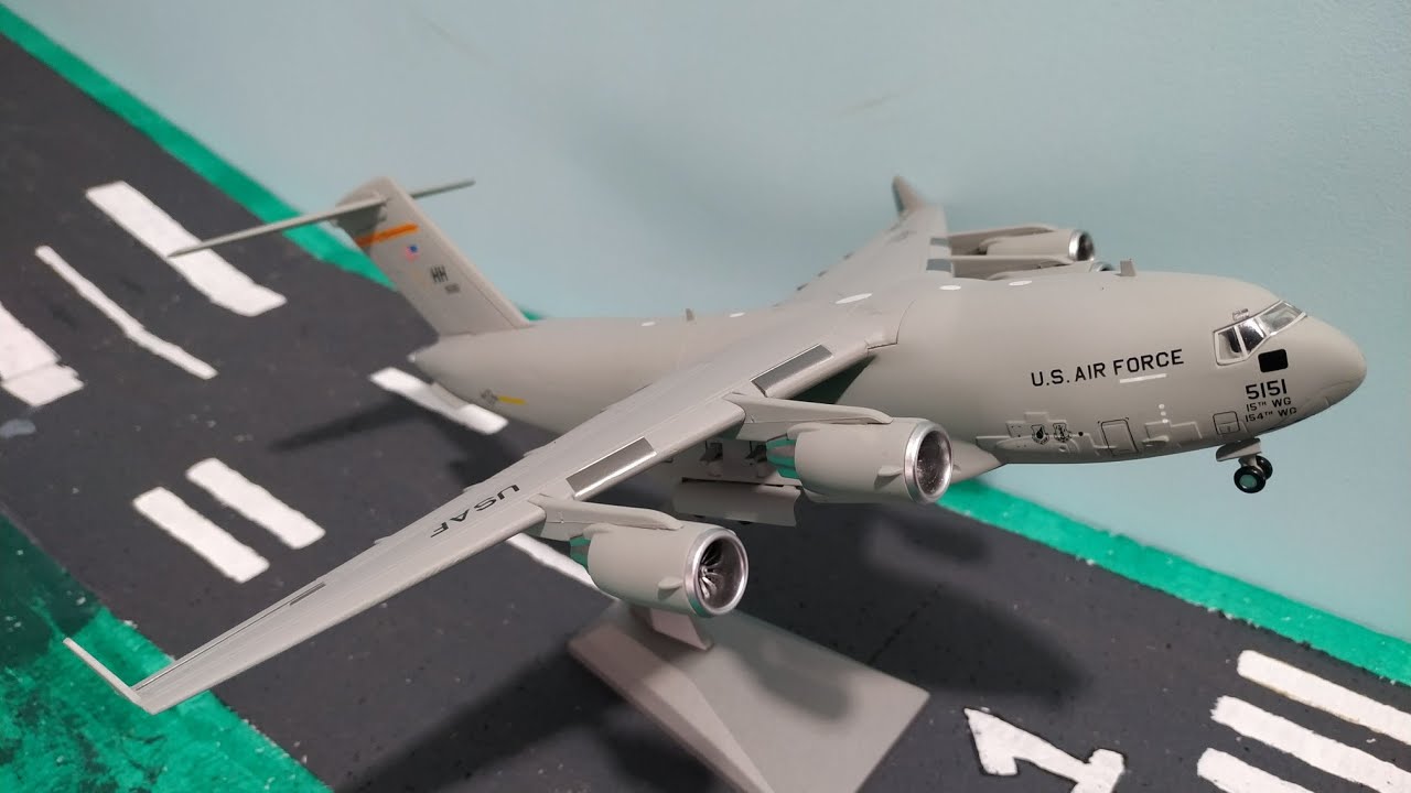Miniatura Boeing C-17 Globemaster MODEL 030 - YouTube