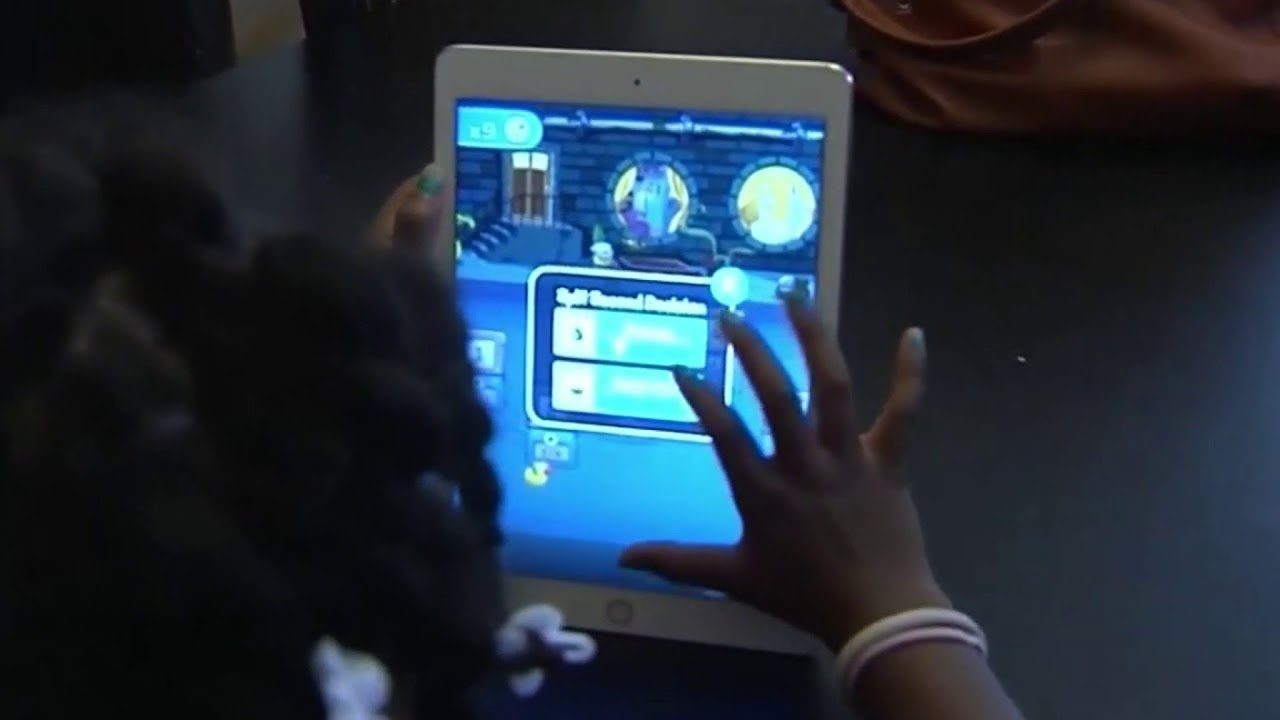 Monitoring how your children use electronic devices - YouTube